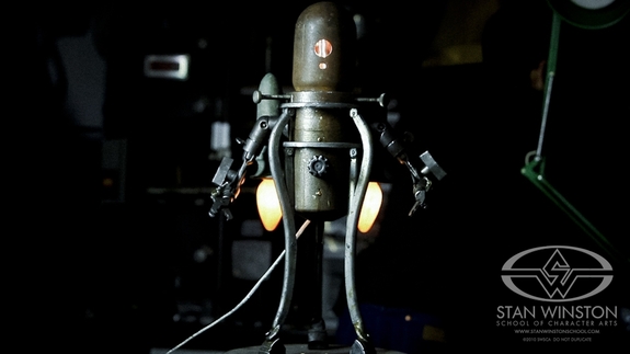 How to Make a Robot - Junkyard Robots | Stan Winston School of ...