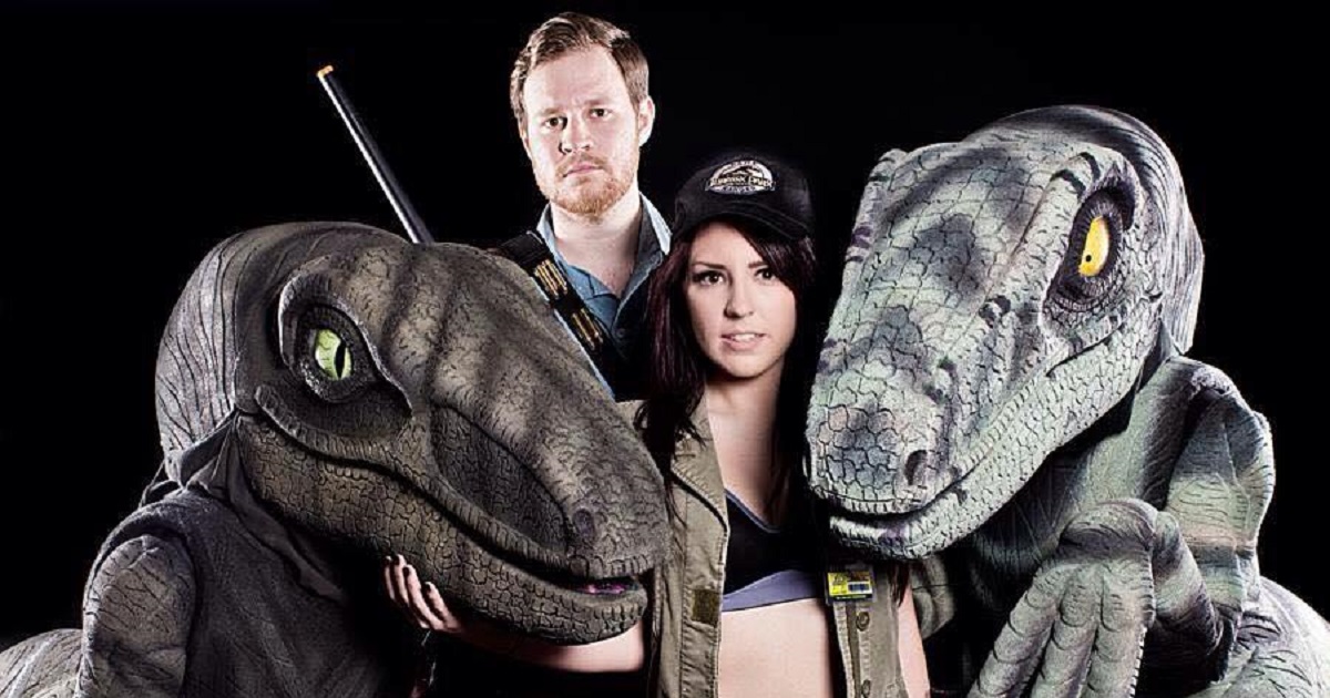 Fans' Velociraptor Costumes Bring Dinosaurs to Life in honor of ...